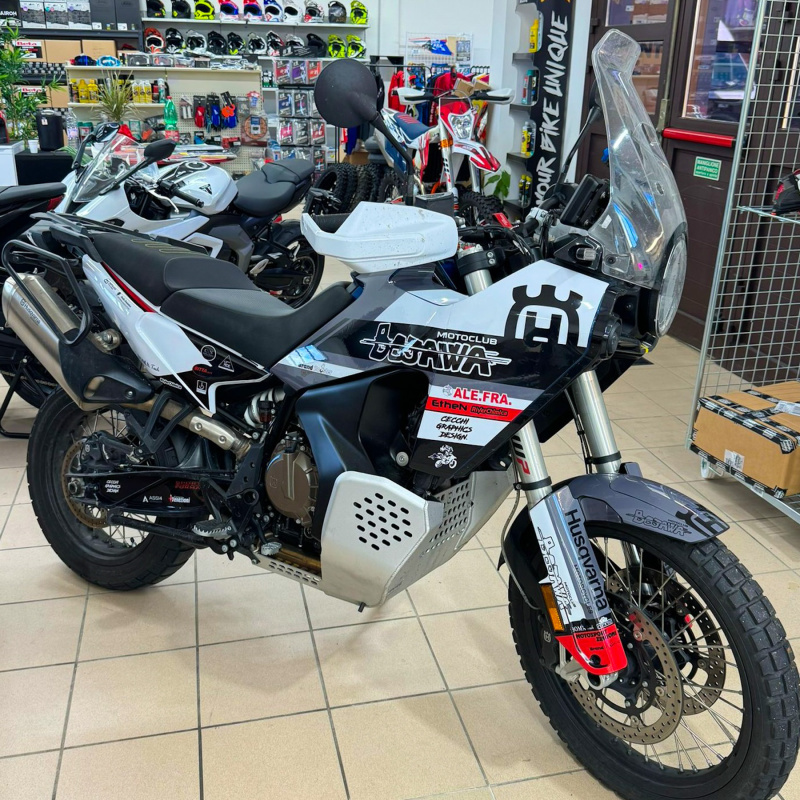Full custom ADVENTURE graphics kit! | Motocross, enduro, motard, ecc...